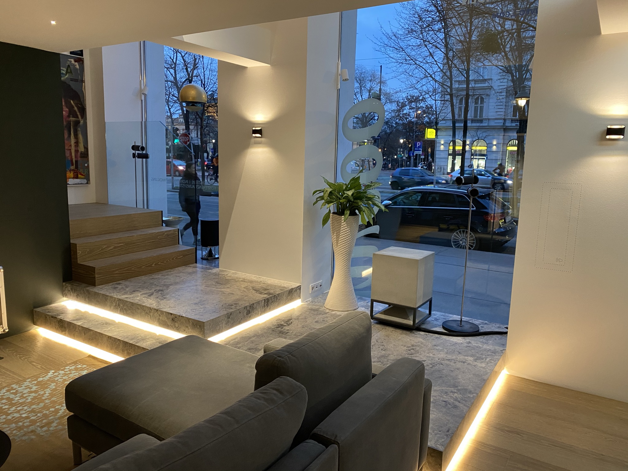 Inveoo Audio Concept Store | AS